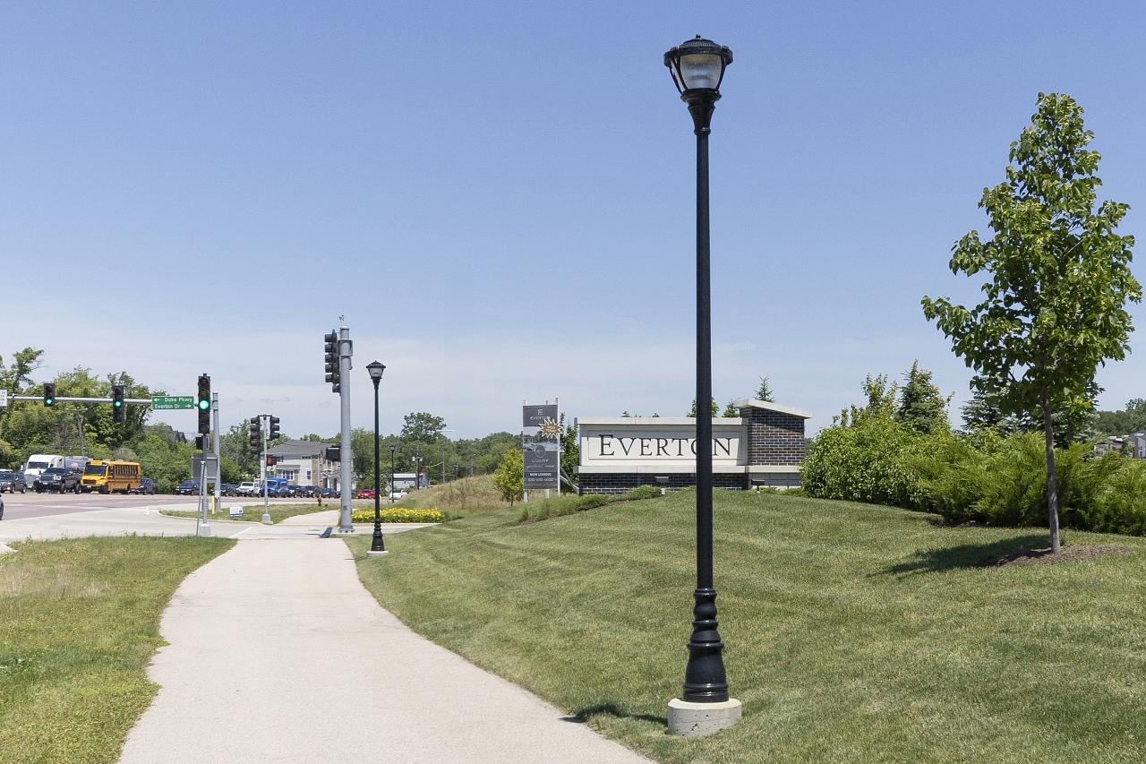 Warrenville - Projects - Sternberg