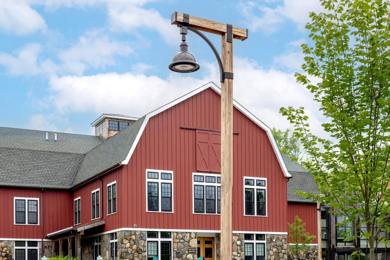 High Watch Recovery Center - Projects - Sternberg